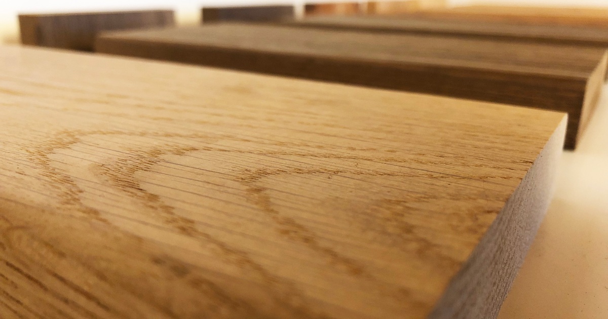 Protection for wood with colourless surface treatment