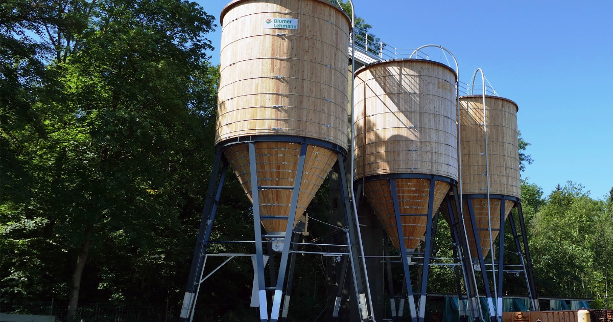 200 m³ round wooden silos from Blumer Lehmann