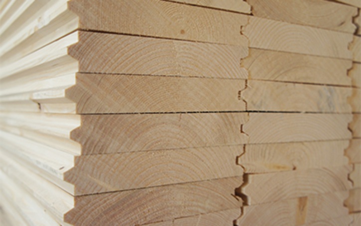 Vielseitige Blindschalungen aus Schweizer Fichte/Tanne