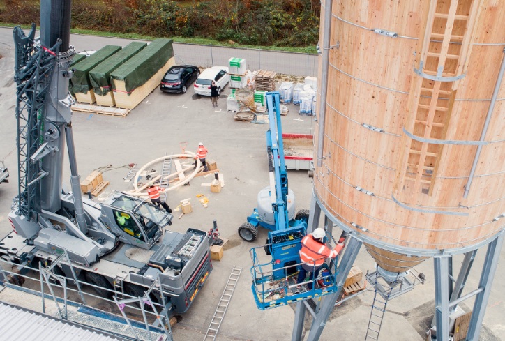 Silo assembly of gritting material silos for winter service