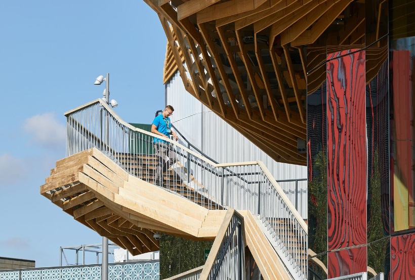 IQL Pavilion Stratford, London | Free Form | Blumer Lehmann