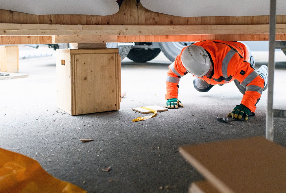 Silo assembly of gritting material silos for winter service